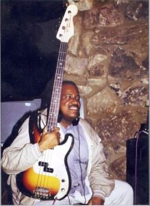 Scott Edwards (Hall & Oates, Donna Summer, Boz Scaggs, T.Rex, Yvonne ...