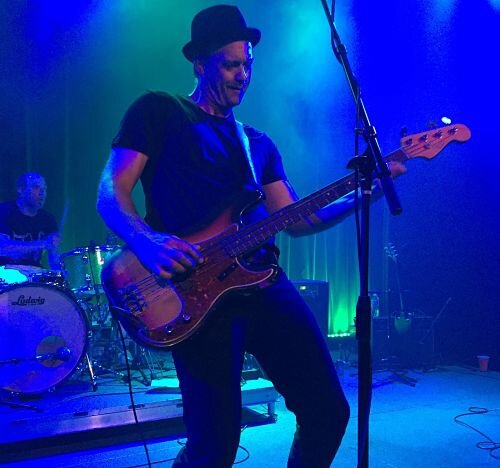 Clay Tomasek (Slamin' Watusis) | Know Your Bass Player