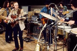 Fuzzy Samuel (CSN&Y, Manassas) | Know Your Bass Player