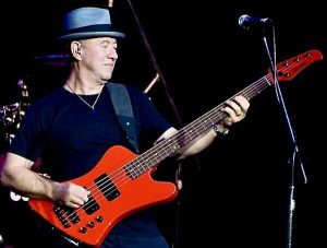 Stu Cook (Creedence Clearwater Revival) | Know Your Bass Player